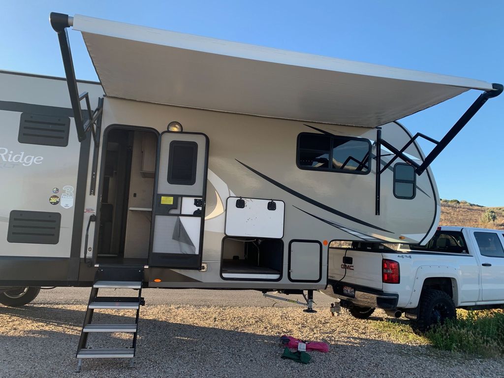 2021 Highland Ridge Mesa Ridge XLT 364BHS - National Vehicle