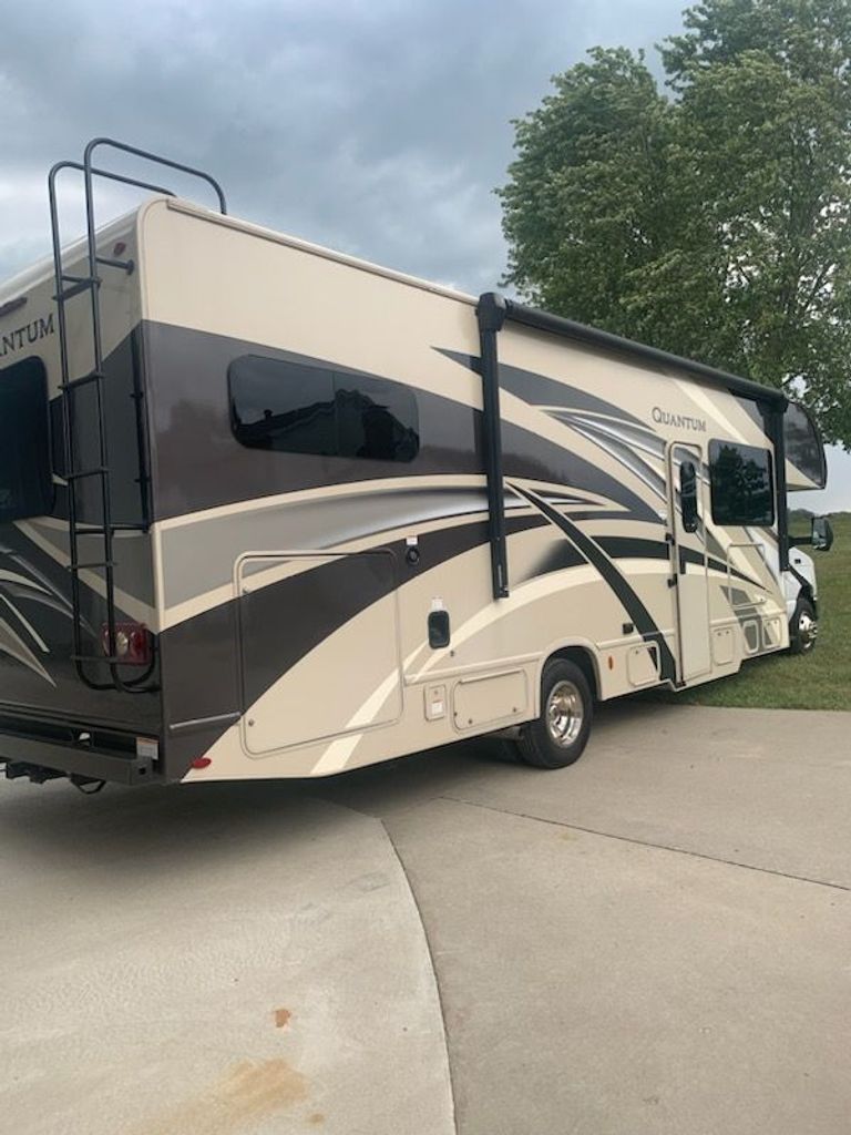2019 Thor Motor Coach Quantum WS31 - National Vehicle