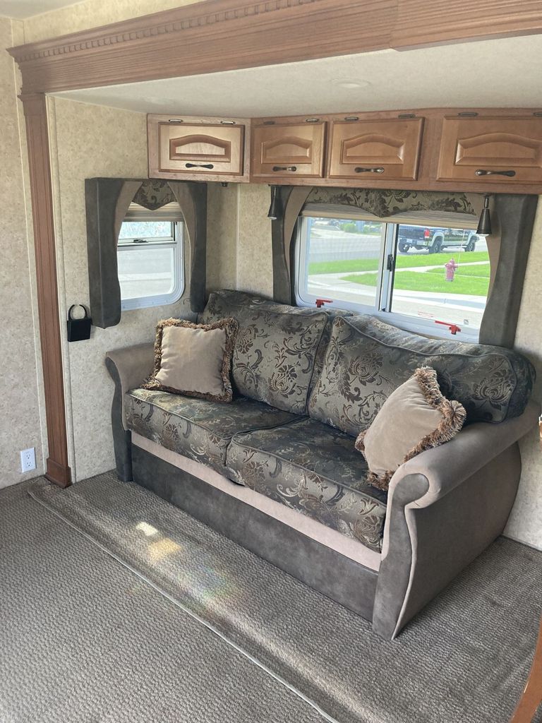 2010 Arctic Fox Travel Trailer 26X - National Vehicle