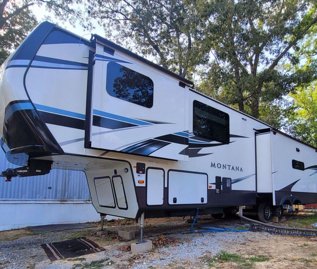 2021 Keystone Montana 3781RL - National Vehicle