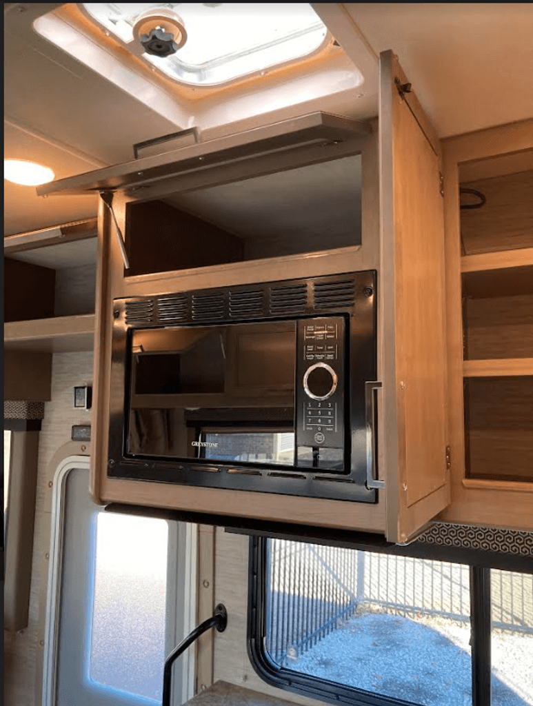 2021 Thor Motor Coach Daybreak 23DB - National Vehicle