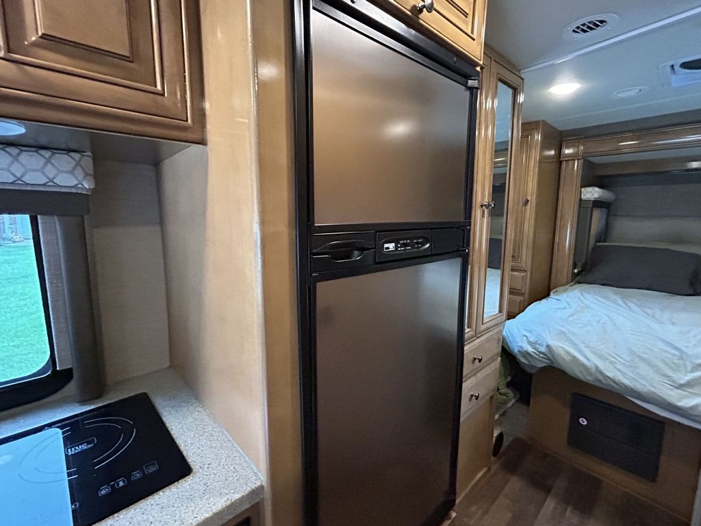 2018 Thor Motor Coach Synergy 24SP - National Vehicle