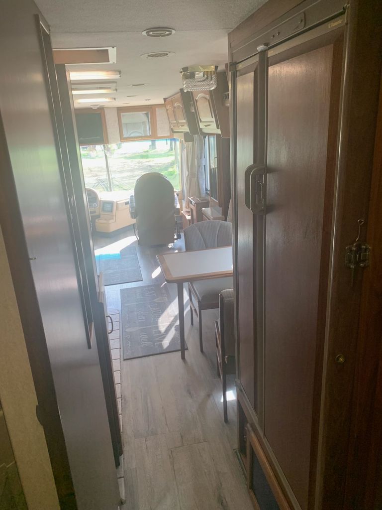 1999 National RV Tradewinds 7371 - National Vehicle