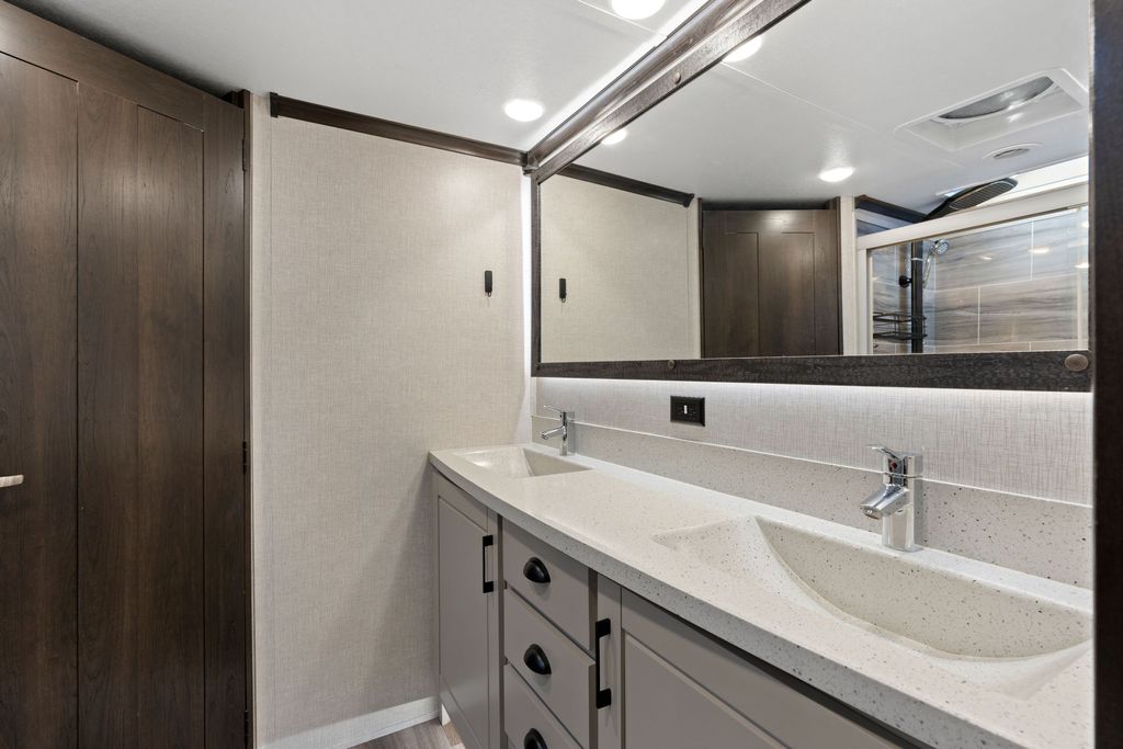 2020 Redwood RV 5th Wheel 4001 LK - National Vehicle