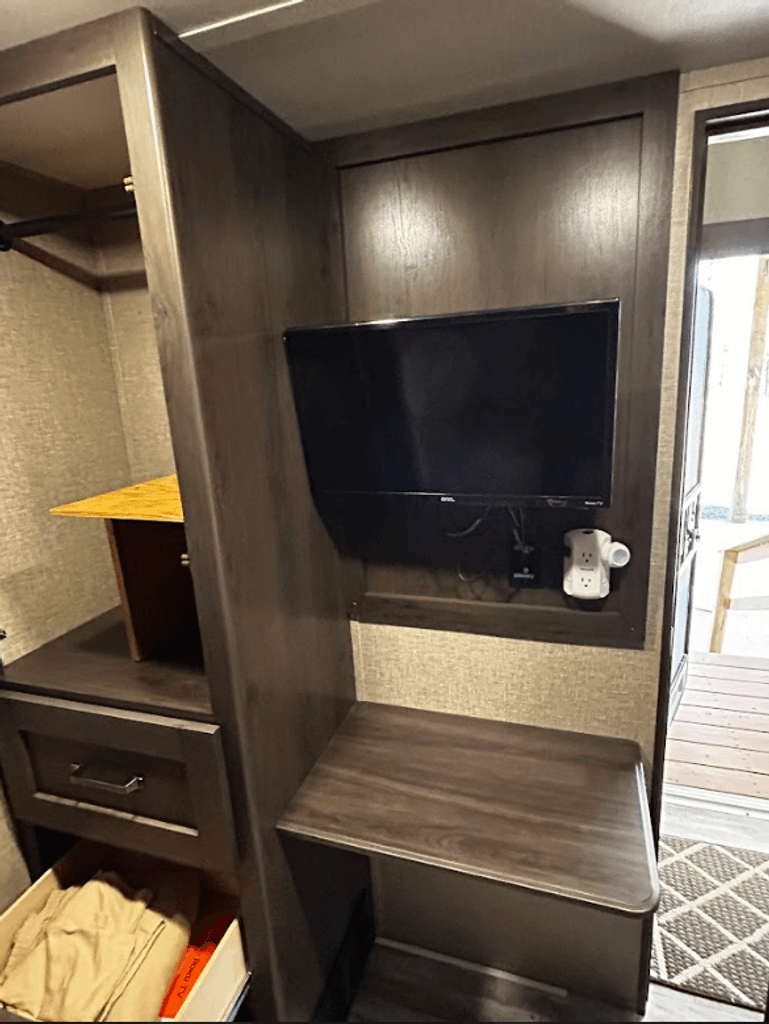 2021 Grand Design Reflection 367BHS - National Vehicle