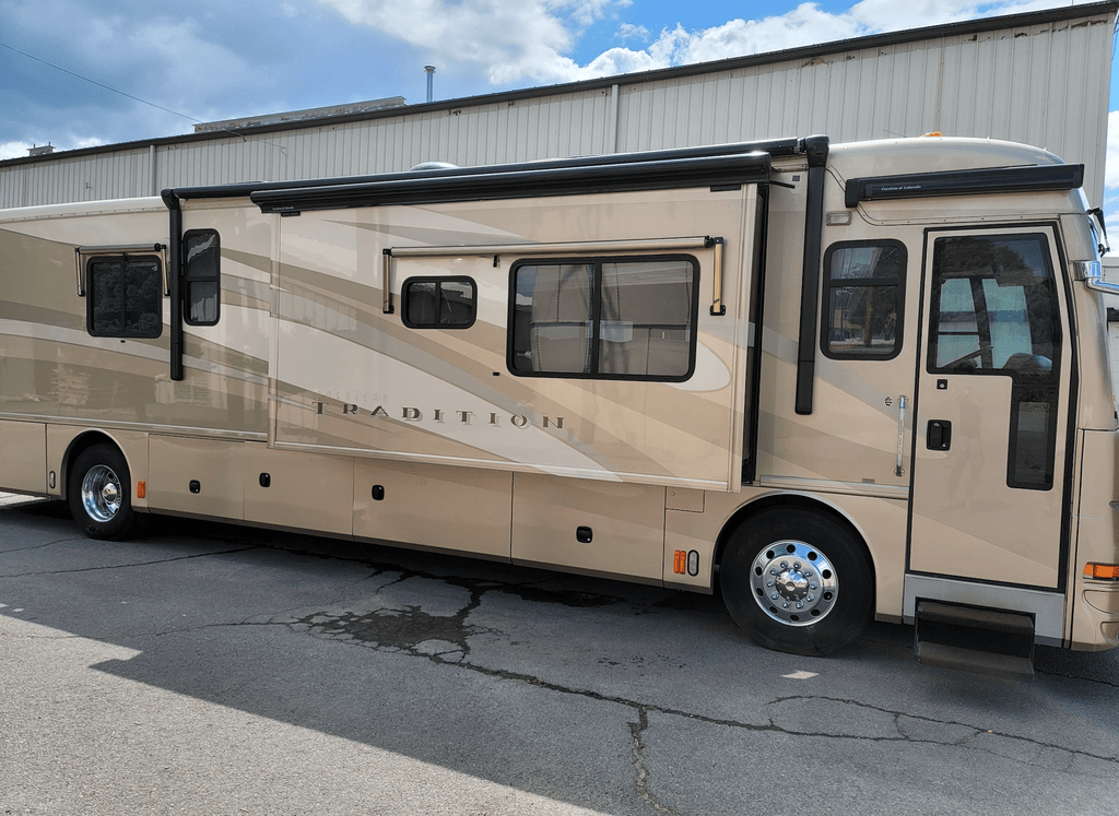 2006 Fleetwood American Tradition 40Z - National Vehicle