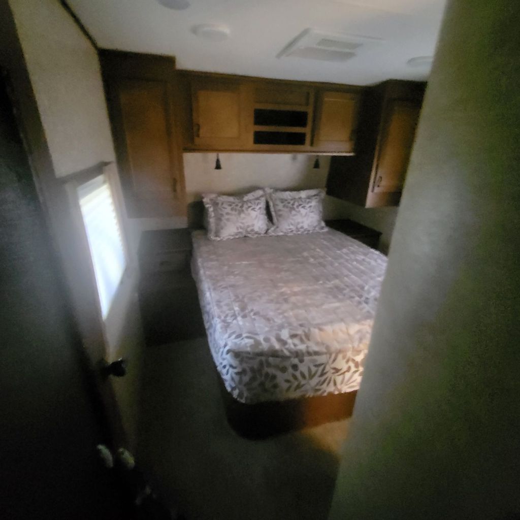 2016 Open Range Light 308BHS - National Vehicle