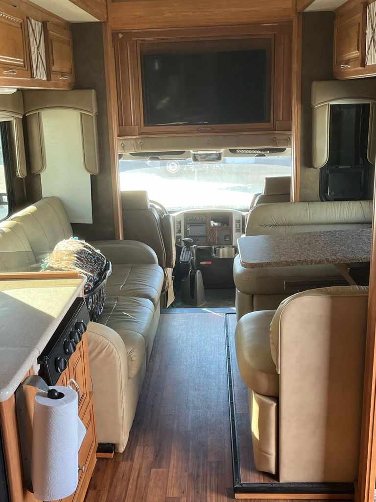 2016 Nexus Ghost 34DS - National Vehicle