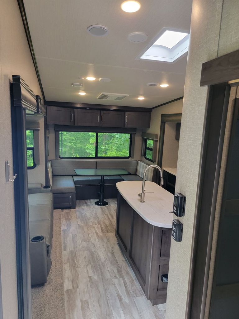 2022 Grand Design Reflection 31MB - National Vehicle