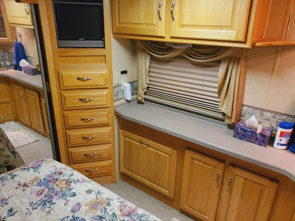 2006 Excel Limited Edition 30RSO - National Vehicle