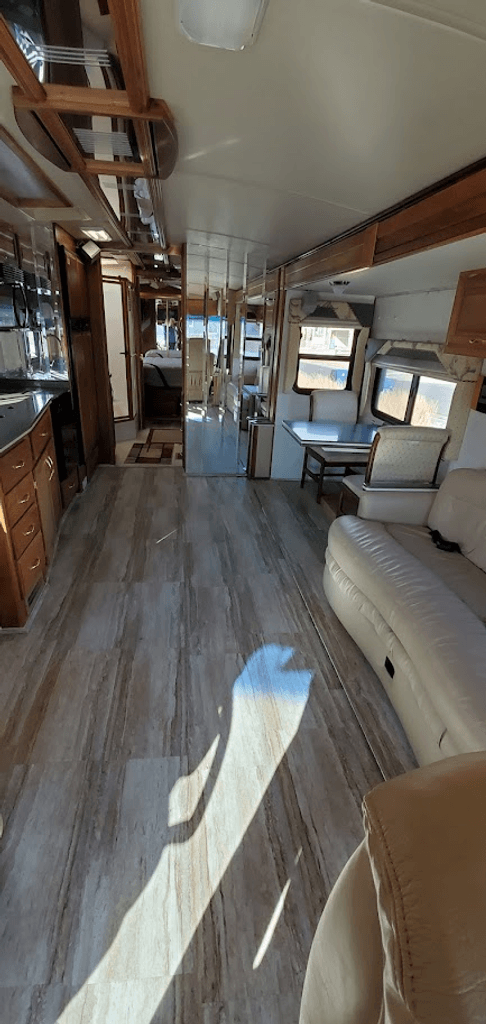 2003 Fleetwood American Tradition 40M - National Vehicle