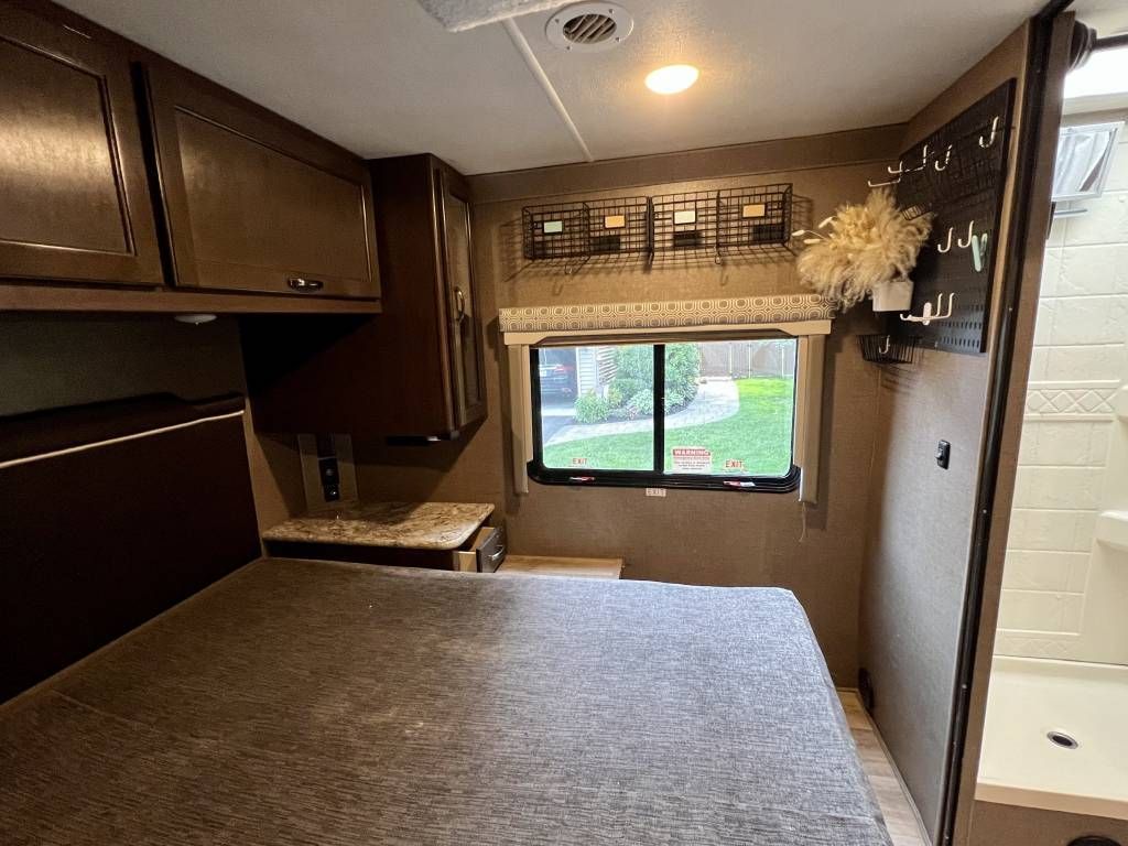 2020 Thor Motor Coach Four Winds 28A - National Vehicle