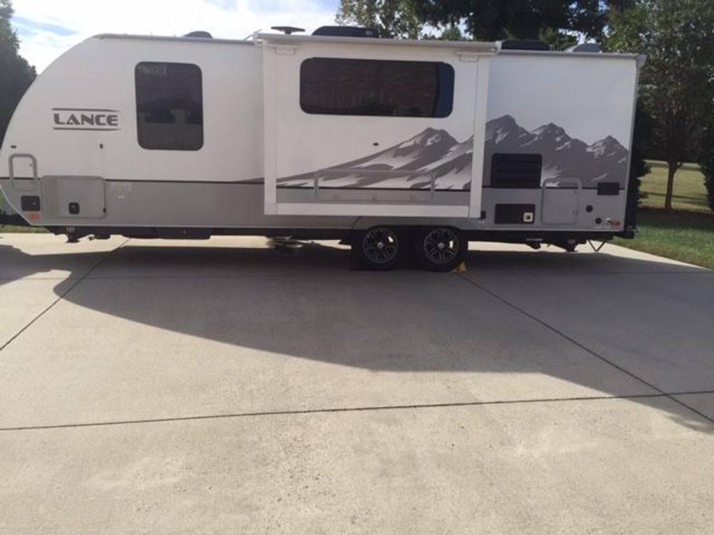 2021 Lance Travel Trailer 2295 - National Vehicle