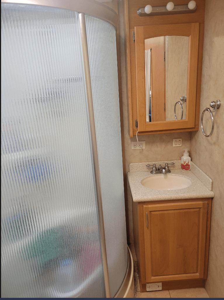 2008 Monaco Cayman XL 37PDQ - National Vehicle