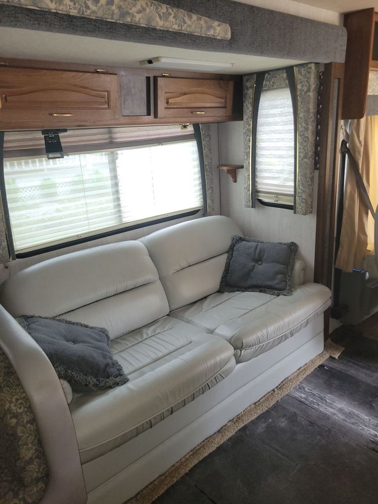 2001 National RV Tradewinds 7390LTC - National Vehicle