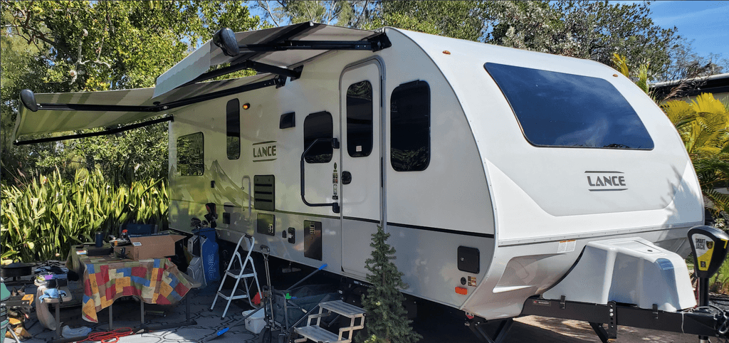 2021 Lance Travel Trailer 2465 - National Vehicle