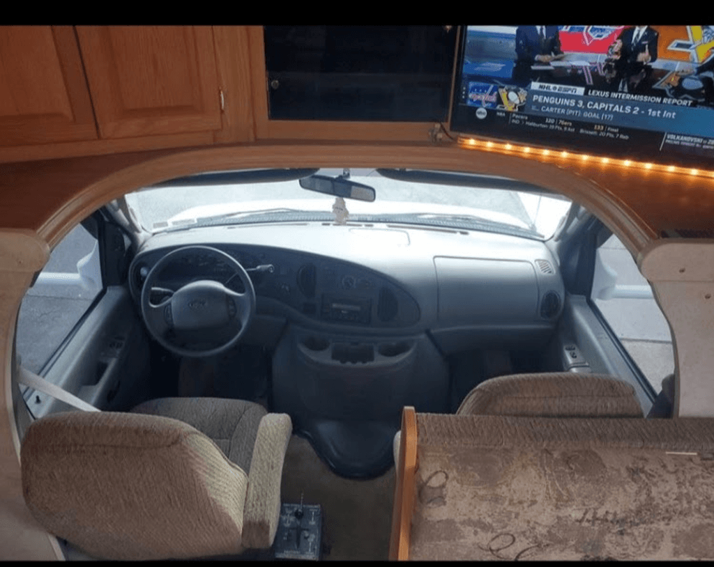 2004 Itasca Spirit 31T - National Vehicle