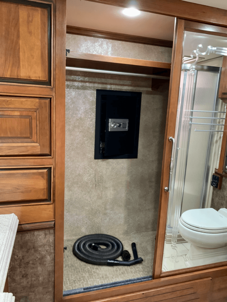 2011 Tiffin Motorhomes Allegro Bus 43QGP - National Vehicle