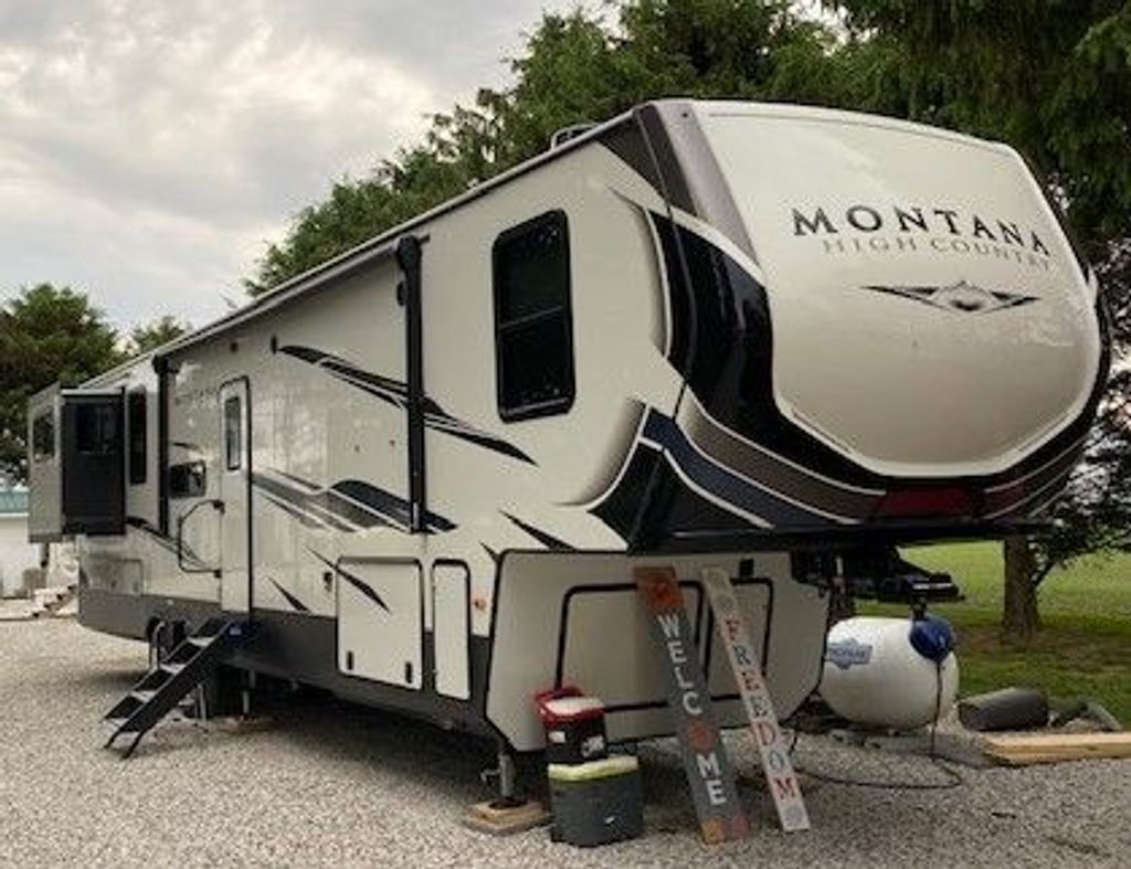 2021 Keystone Montana High Country 373RD - National Vehicle