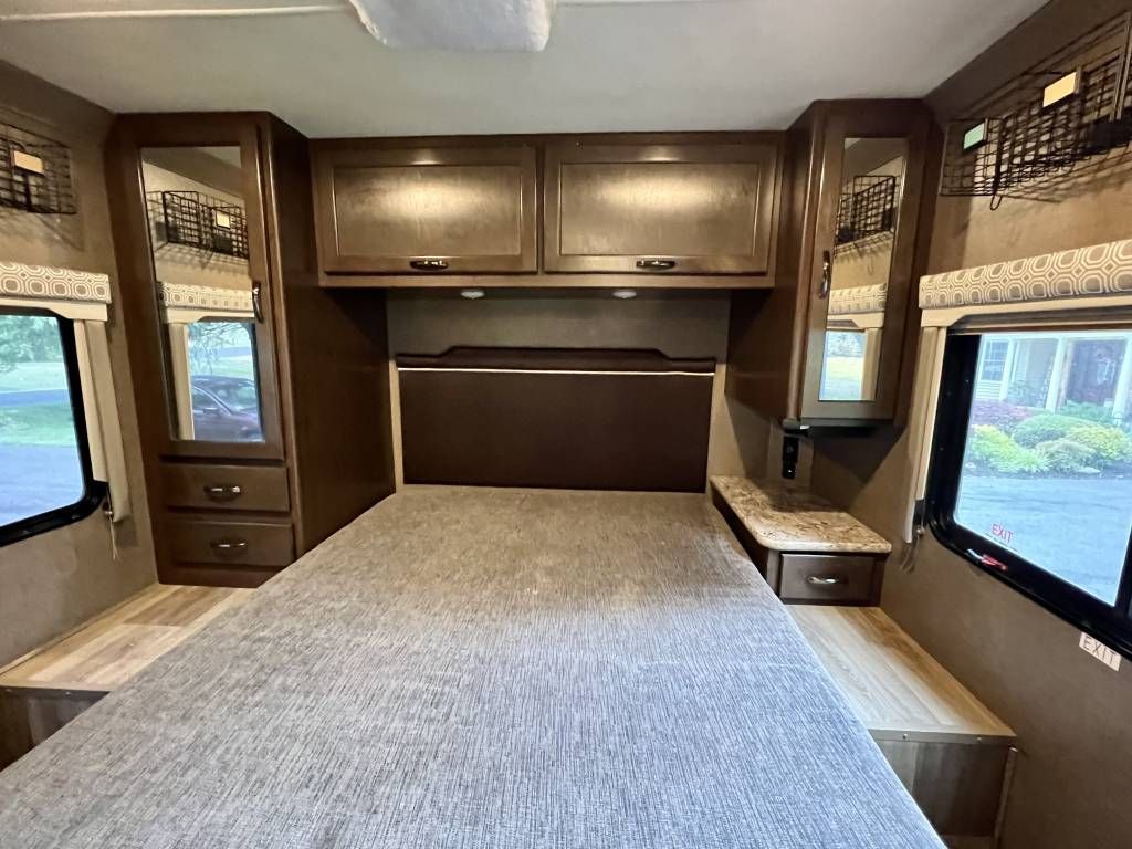 2020 Thor Motor Coach Four Winds 28A - National Vehicle