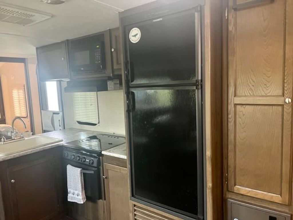 2018 Keystone Bullet Ultra Lite 272BHS - National Vehicle