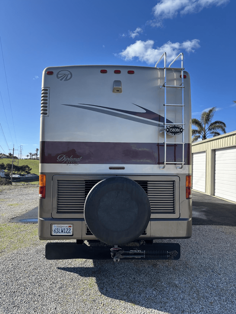 2005 Monaco Diplomat 36SKT - National Vehicle