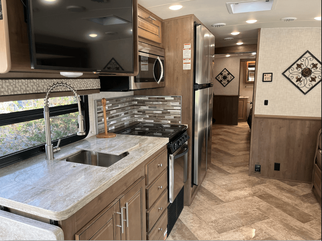 2019 Forest River Georgetown GT5 36B - National Vehicle