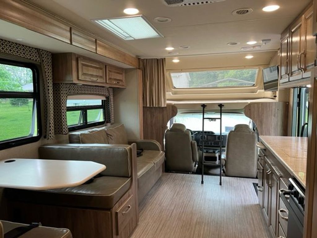 2019 Jayco Greyhawk Prestige 29MVP - National Vehicle