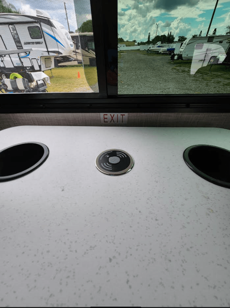 2022 Thor Motor Coach Quantum LC25 - National Vehicle