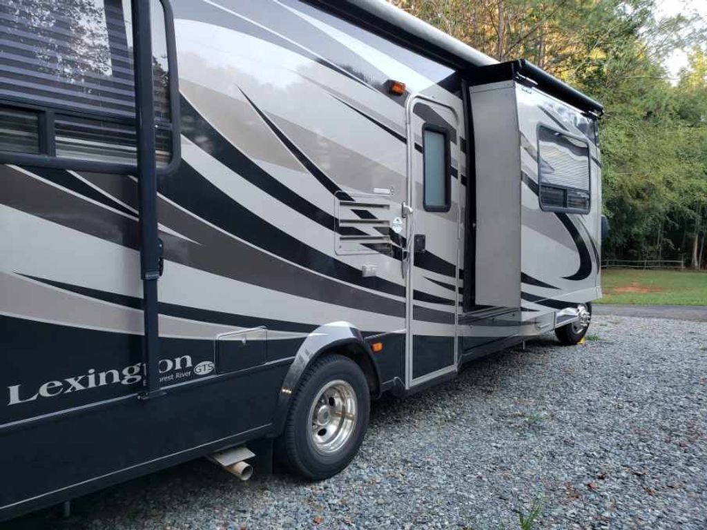 2013 Forest River Lexington Grand Touring 295DS - National Vehicle