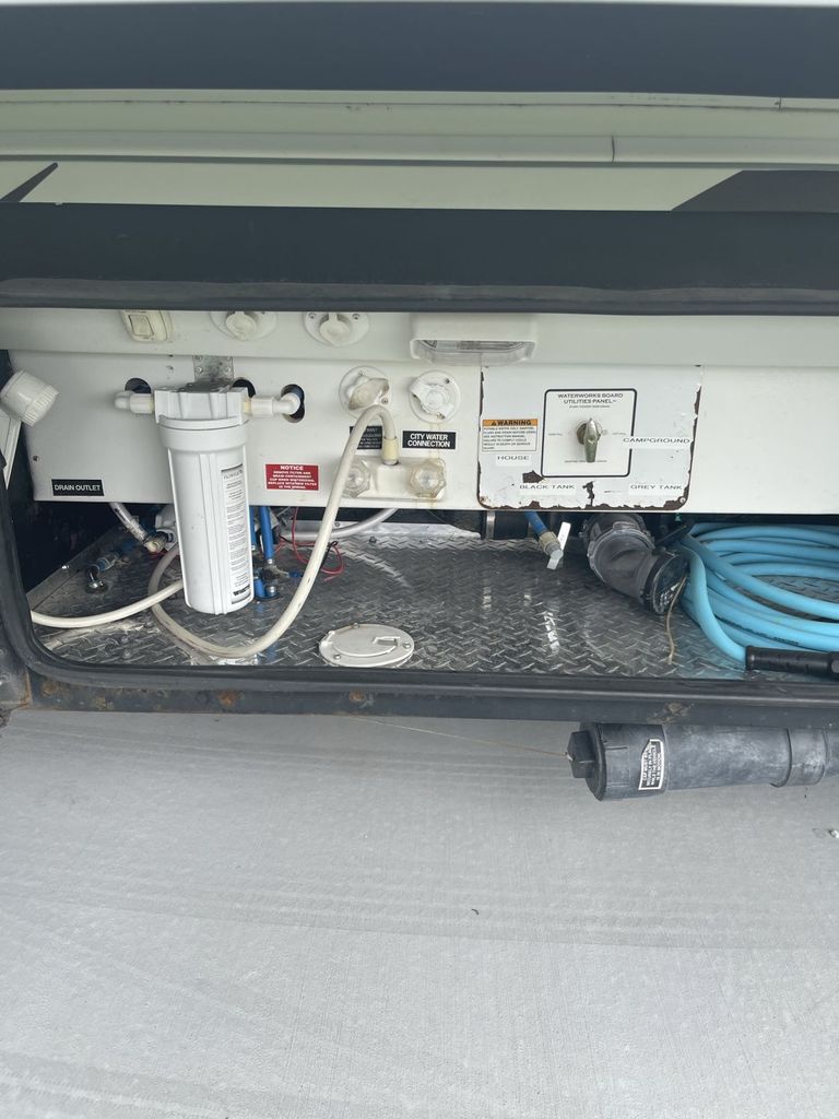 2008 Coachmen Cross Country 383FWS - National Vehicle