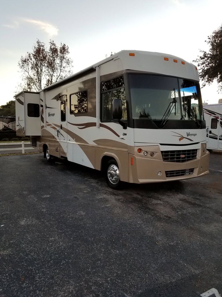 2008 Winnebago Voyage 32H - National Vehicle