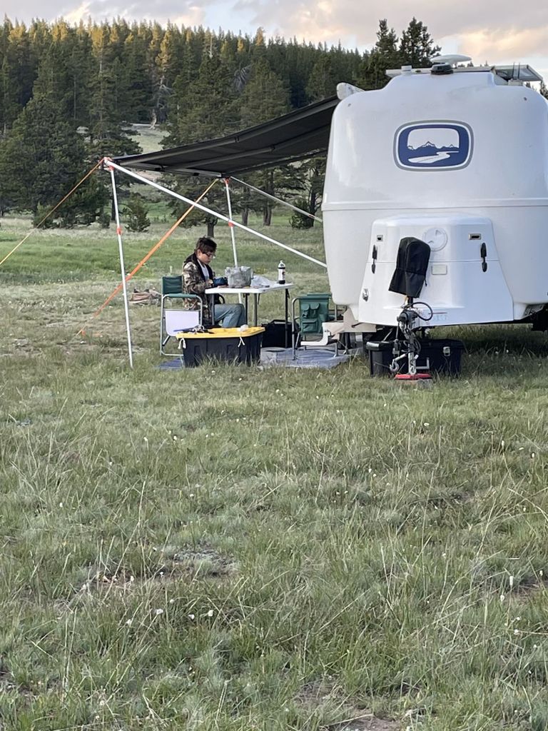 2018 Oliver Legacy Elite II Twin - National Vehicle