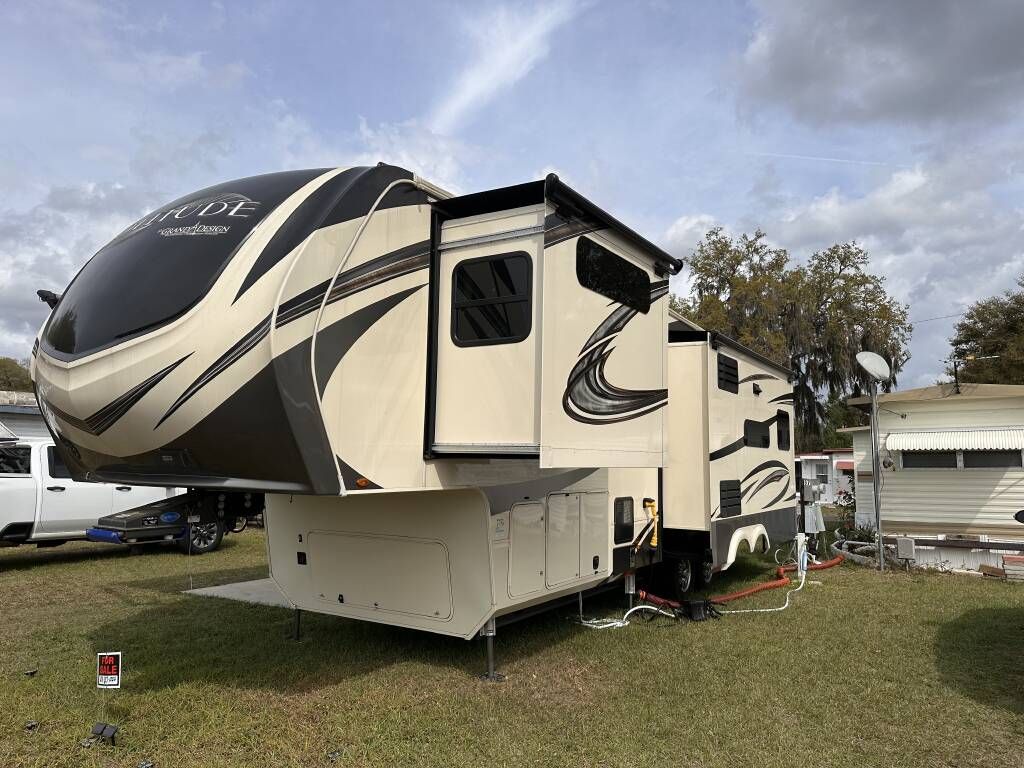 2020 Grand Design Solitude 310GK - National Vehicle