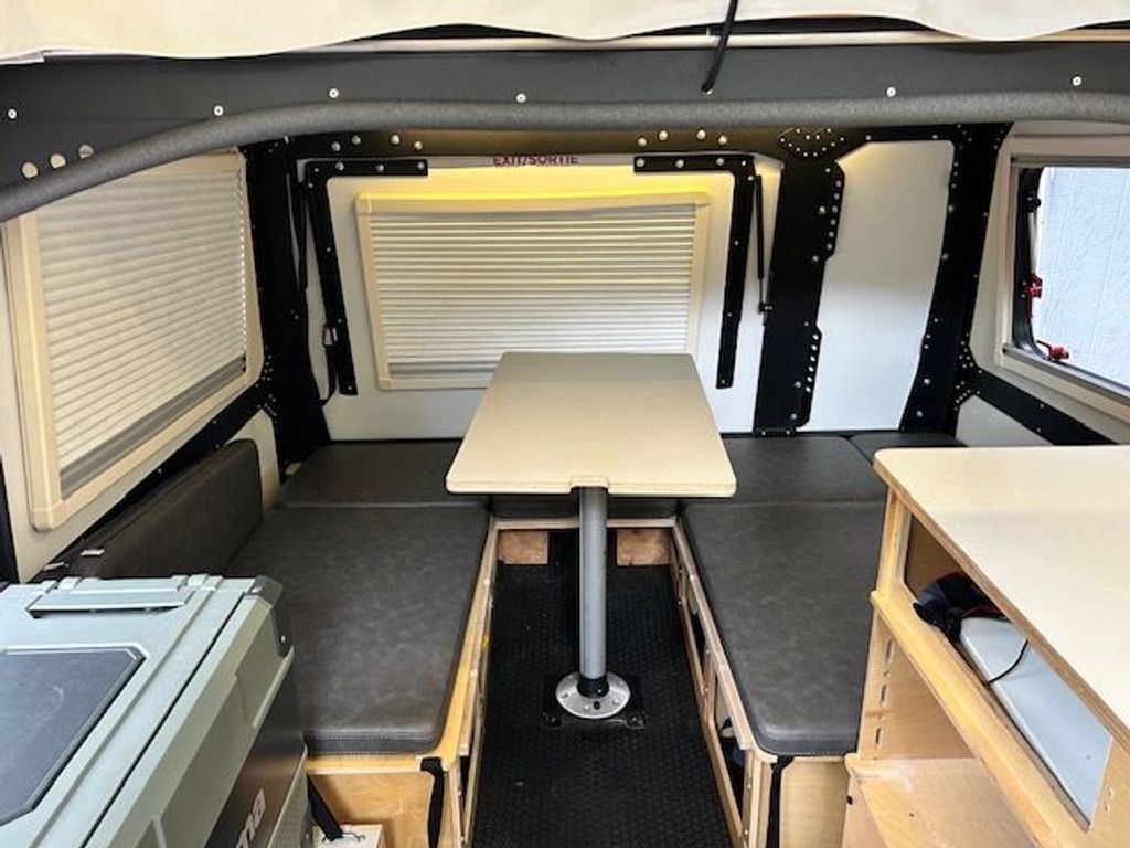 2020 Taxa Mantis - National Vehicle