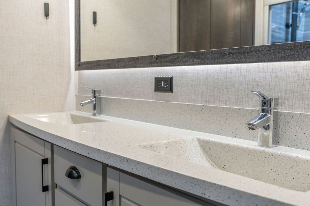 2020 Redwood RV 5th Wheel 4001 LK - National Vehicle