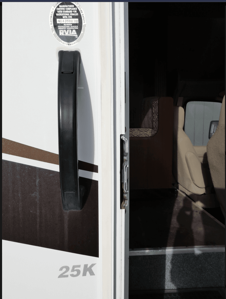 2014 Fleetwood Tioga Montara 25K - National Vehicle