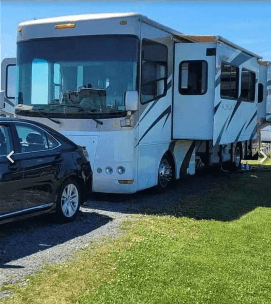 2007 Four Winds Mandalay Coach Valencia 38C - National Vehicle