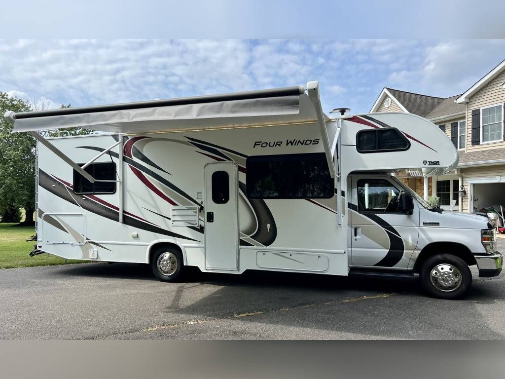 2020 Thor Motor Coach Four Winds 28A - National Vehicle