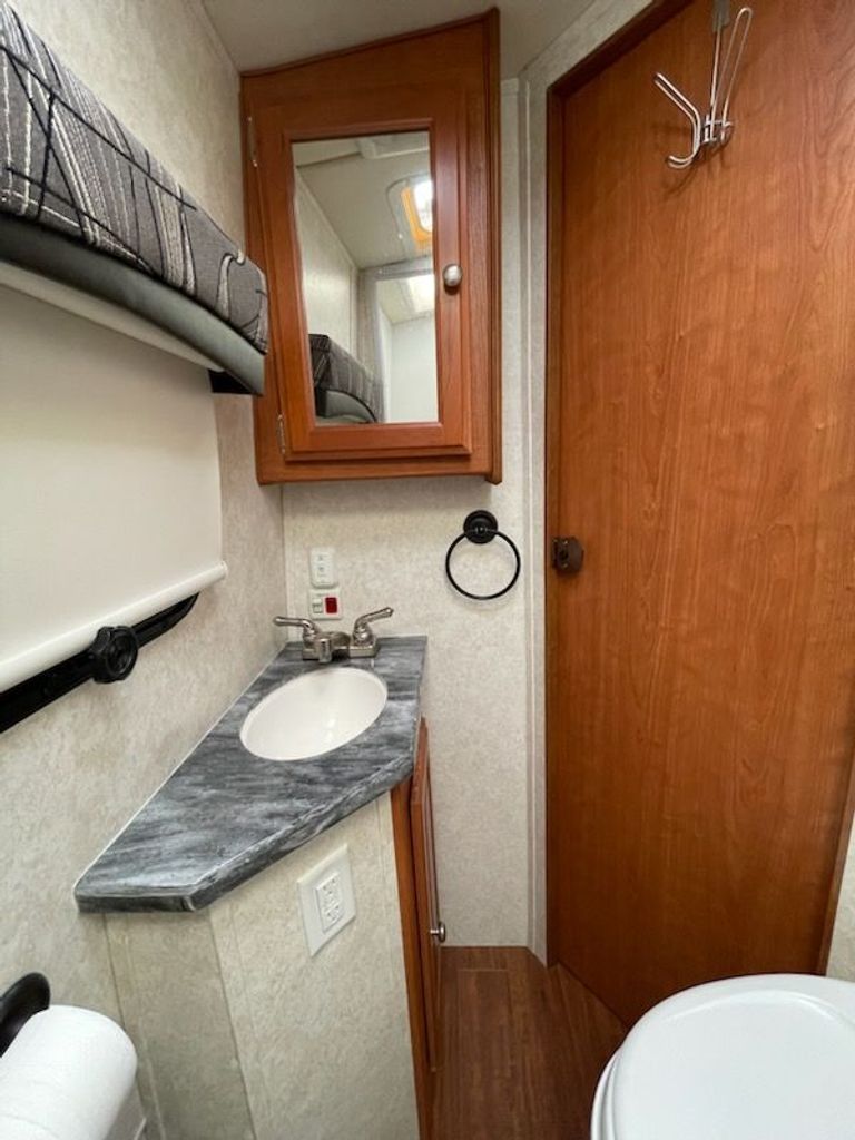 2017 Phoenix Cruiser Motorhome 2350 - National Vehicle