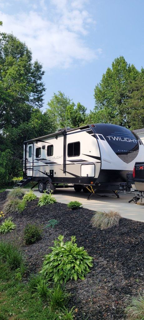 2022 Cruiser RV Twilight Signature 2100 - National Vehicle