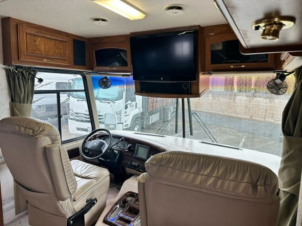 2002 Four Winds Infinity 32R - National Vehicle