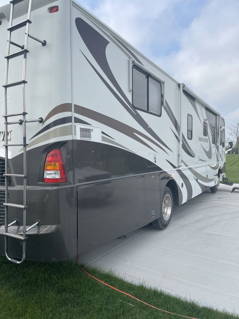 2008 Coachmen Cross Country 383FWS - National Vehicle