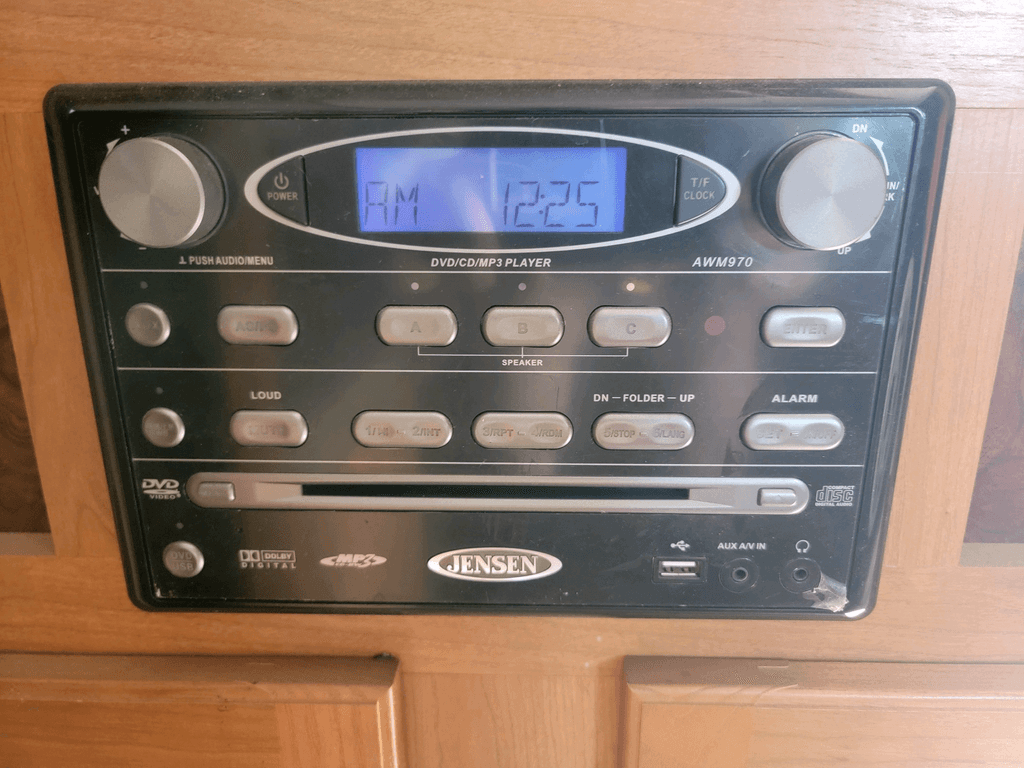 2012 Keystone Hideout Luxury 28RLDS - National Vehicle