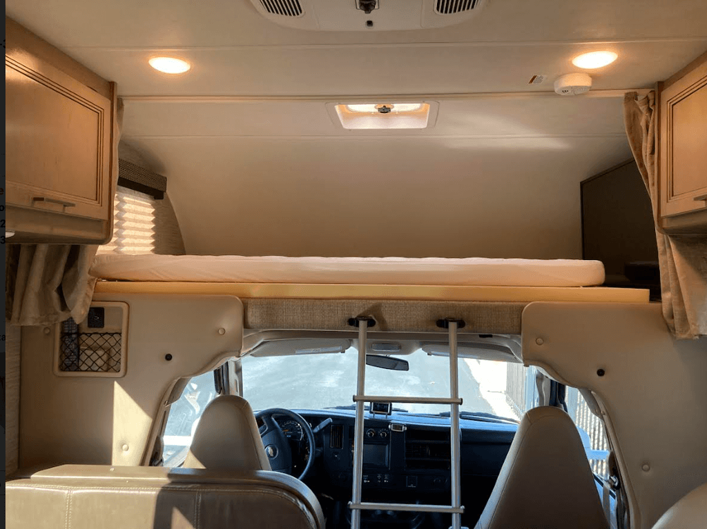 2021 Thor Motor Coach Daybreak 23DB - National Vehicle