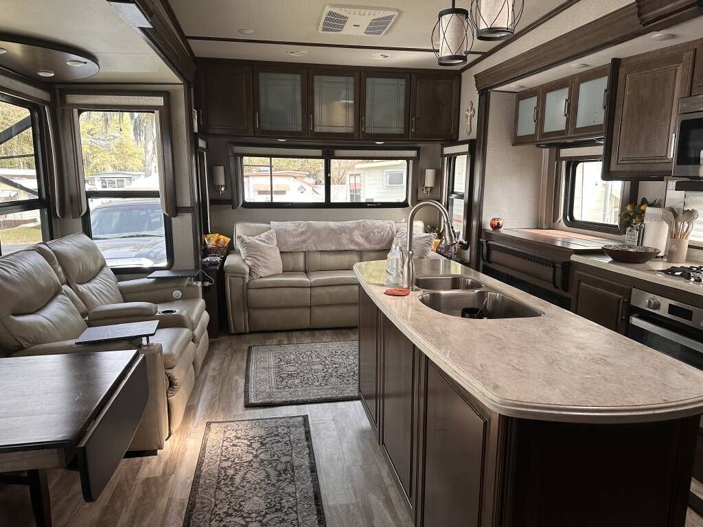 2020 Grand Design Solitude 310GK - National Vehicle