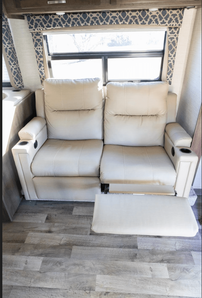 2020 Jayco Redhawk 29XK - National Vehicle