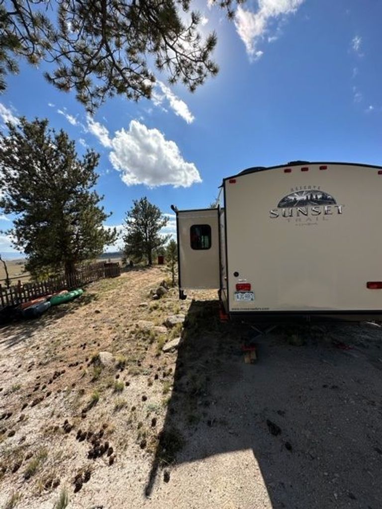 2013 Crossroads Sunset Trail Reserve 26RB - National Vehicle