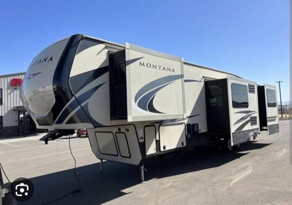 2018 Keystone Montana High Country 378RD - National Vehicle