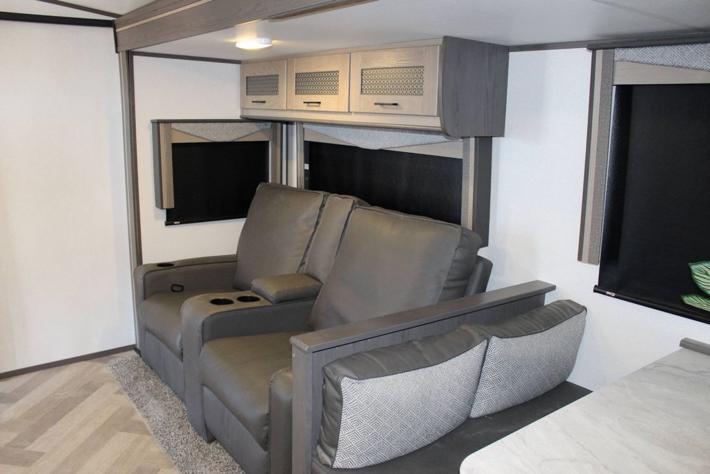 2021 Cruiser RV Twilight Signature 2620 - National Vehicle
